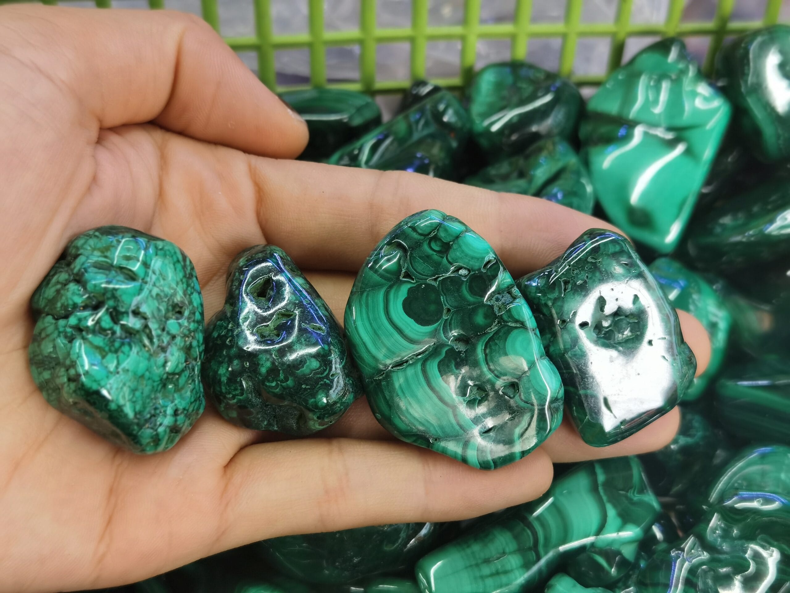The Brilliance of Malachite: Unleashing its Meaning, & Benefits