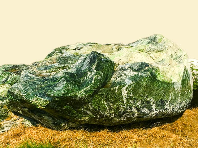 Nephrite: Discover its Meaning, Uses & Benefits