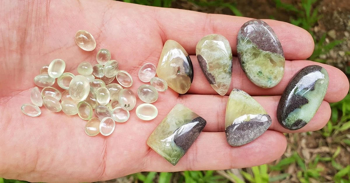 Prehnite: Unveiling Its Meaning, Uses & Benefits