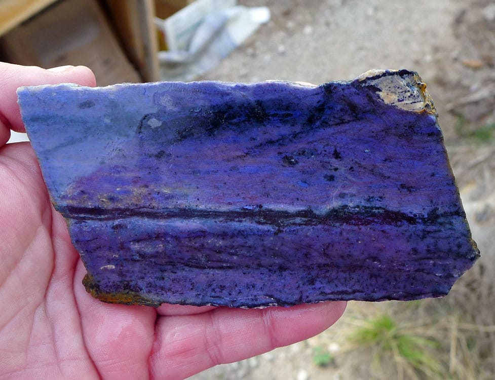 Discover the Magic of Dumortierite: Meaning, Uses & Benefits