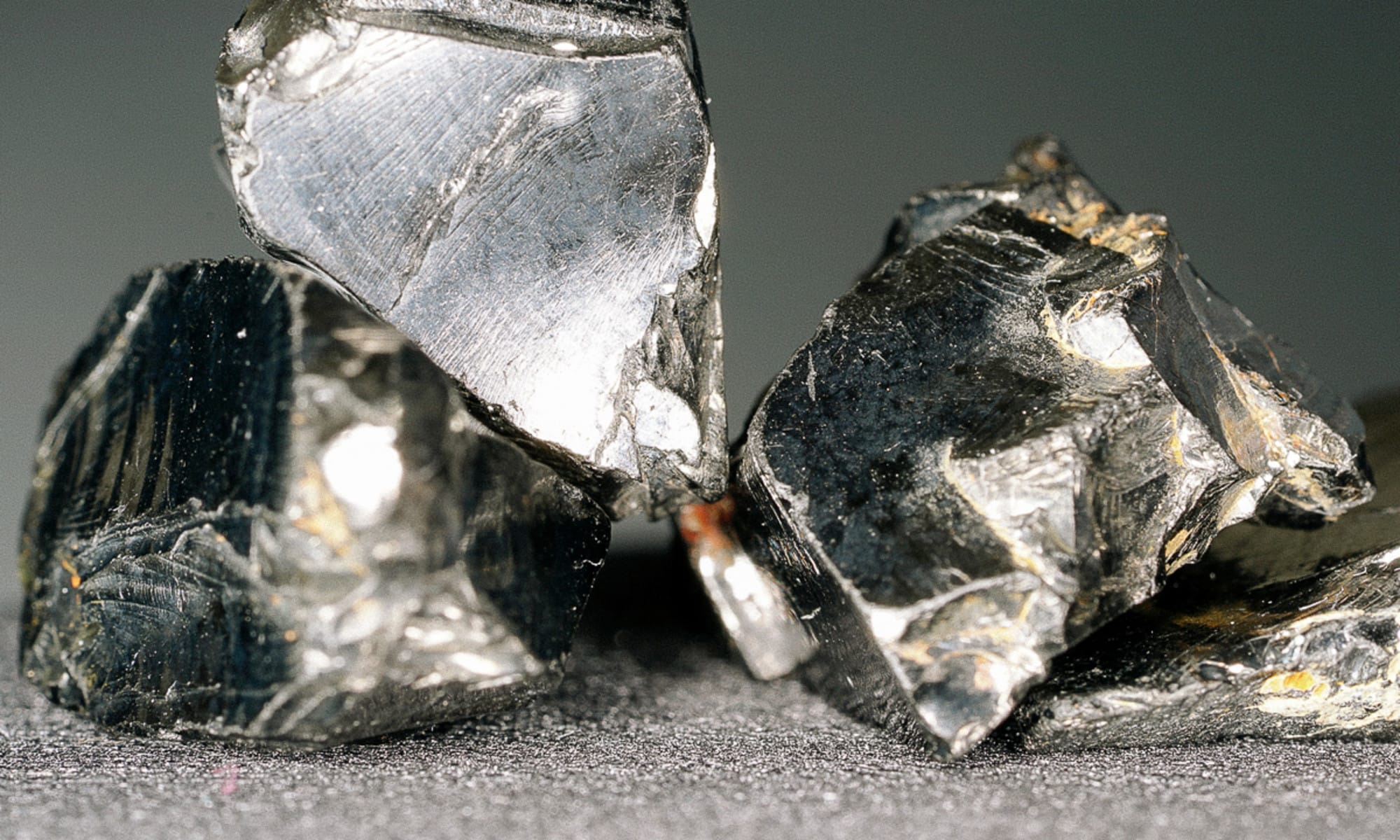 Discovering Shungite: Its Meaning, Uses & Benefits