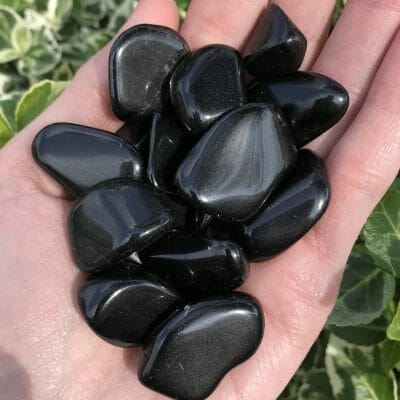 The Power of Black Beryl: Unveiling Its Meaning, Uses & Benefits